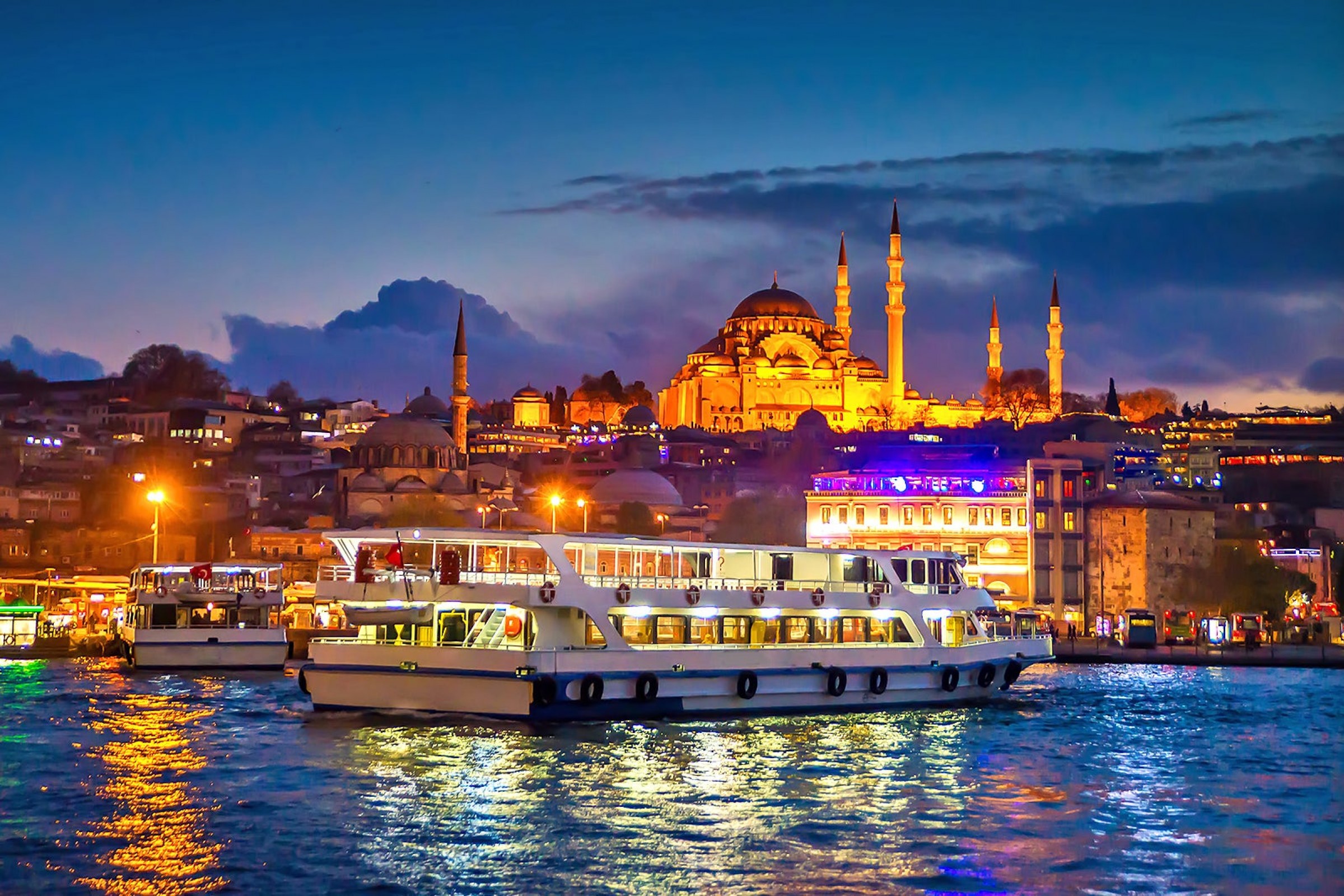 Bosphorus Dinner Cruise|Istanbul Dinner Cruise|Busbhorus dinner Cruise ...